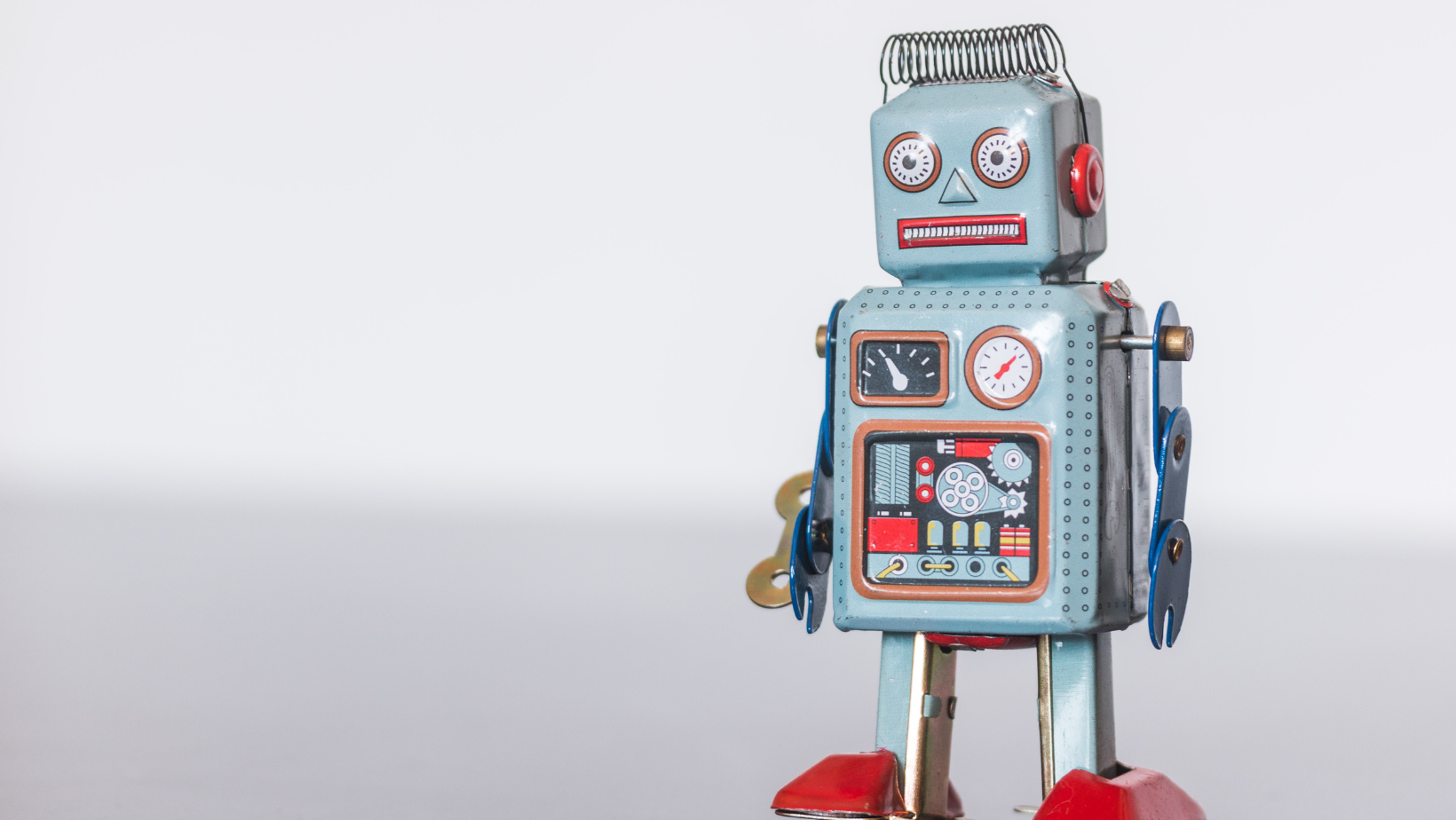 How to Increase Social Media Followers the Right Way - roomvu Academy